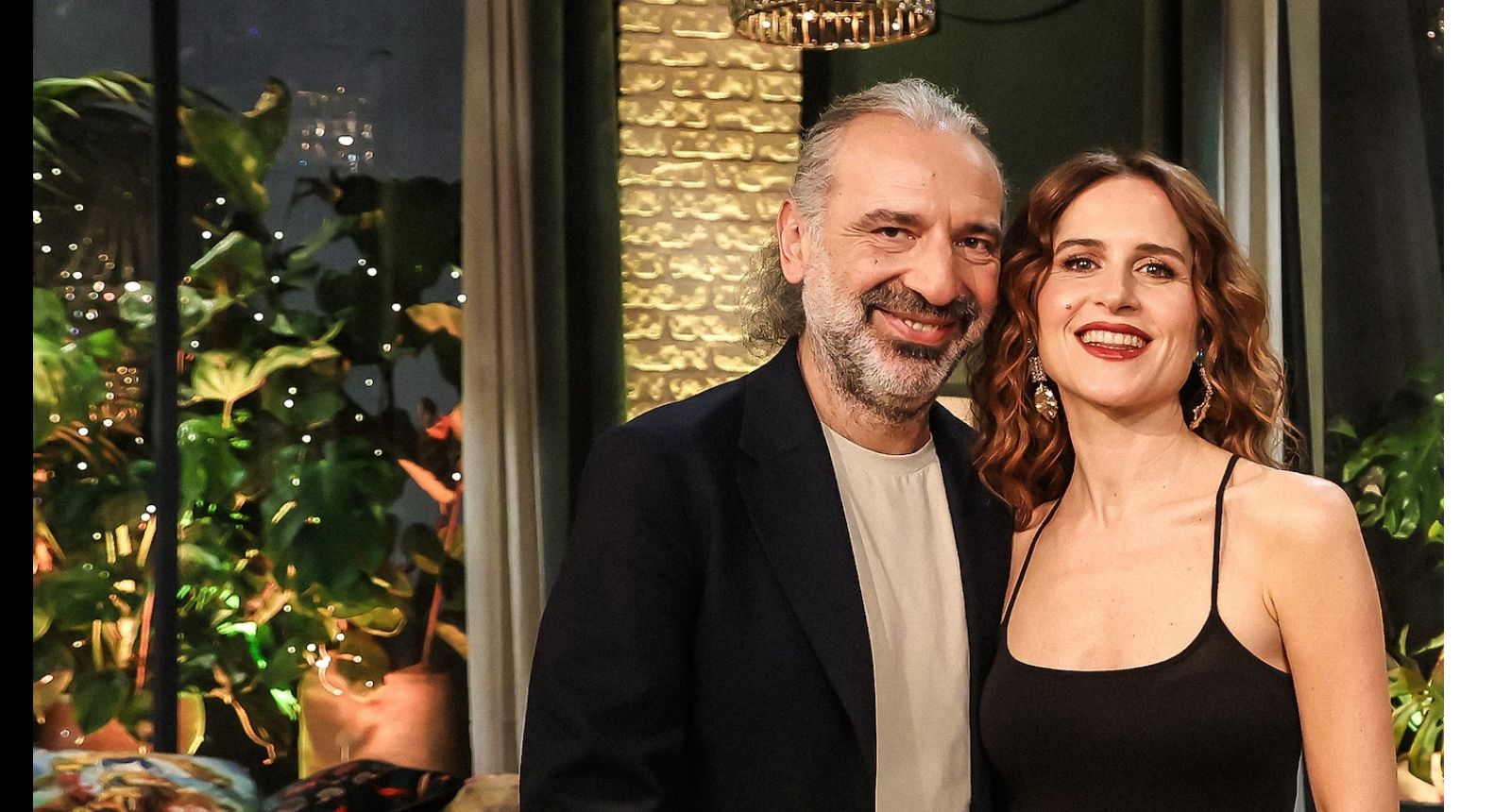 "Via dei matti numero zero" Rai Tre RaiPlay puntata 23 dicembre 2025 ...